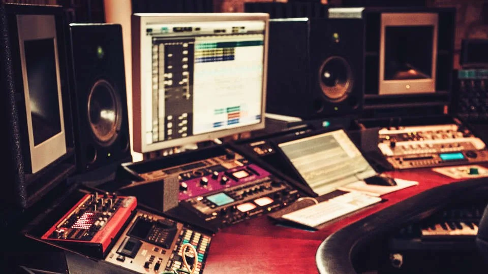 How To Bring A Mix Together | Production Expert