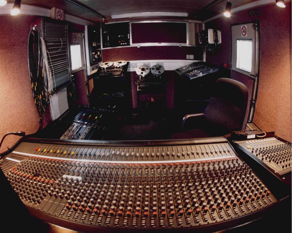 My Fantasy Audio Christmas Present - 'Spiritland One' Recording Truck ...