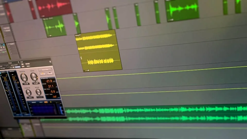 Why I Only Use Pro Tools As My DAW Of Choice | Production Expert