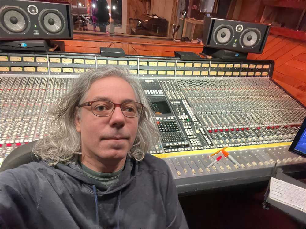 I Went From Mixing In A DAW To An Analogue Console... Guess What ...