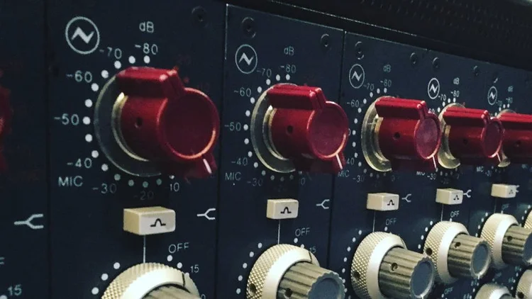 Using Gain And Saturation On Vocals - Pro Tip | Audio Production: News ...