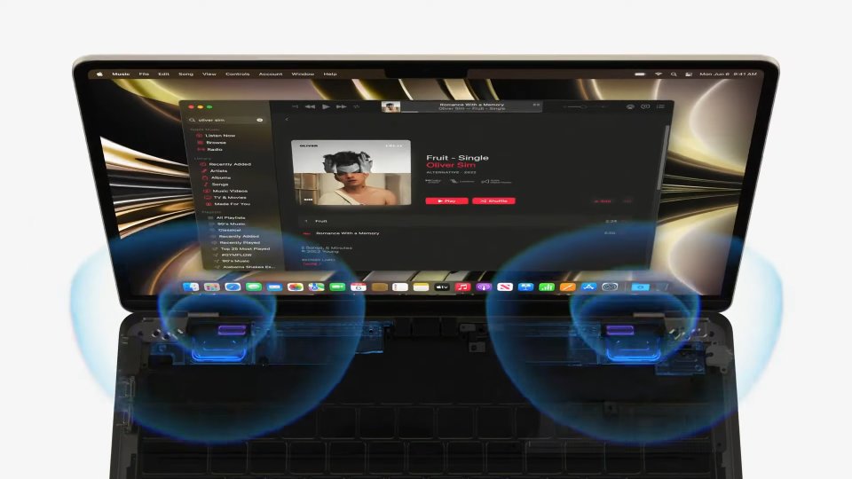 MacBook Air With M2 - Is It A Good Studio Computer? | Production Expert