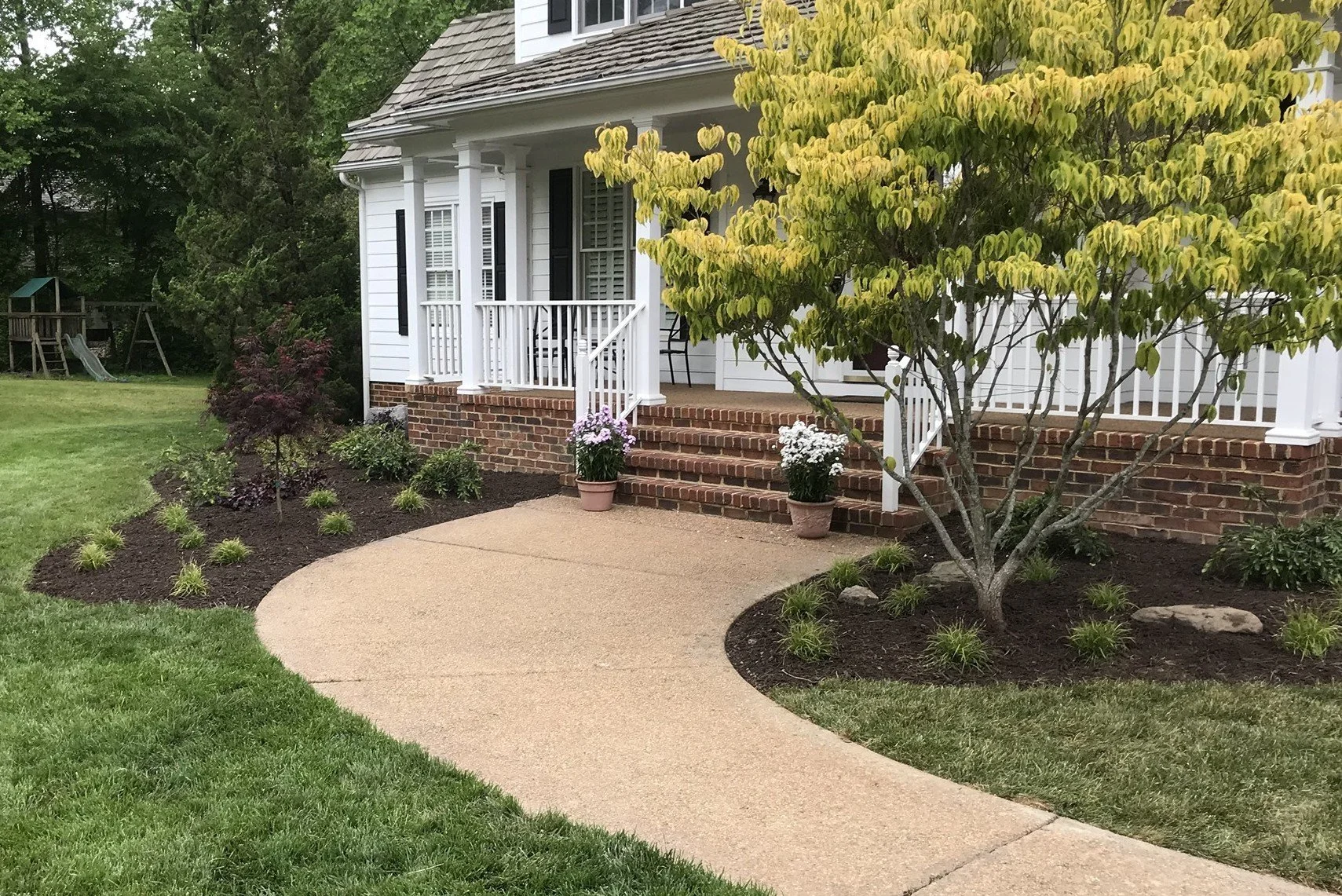 Landscaping Richmond, VA - SCHULTZ LAWNSCAPES