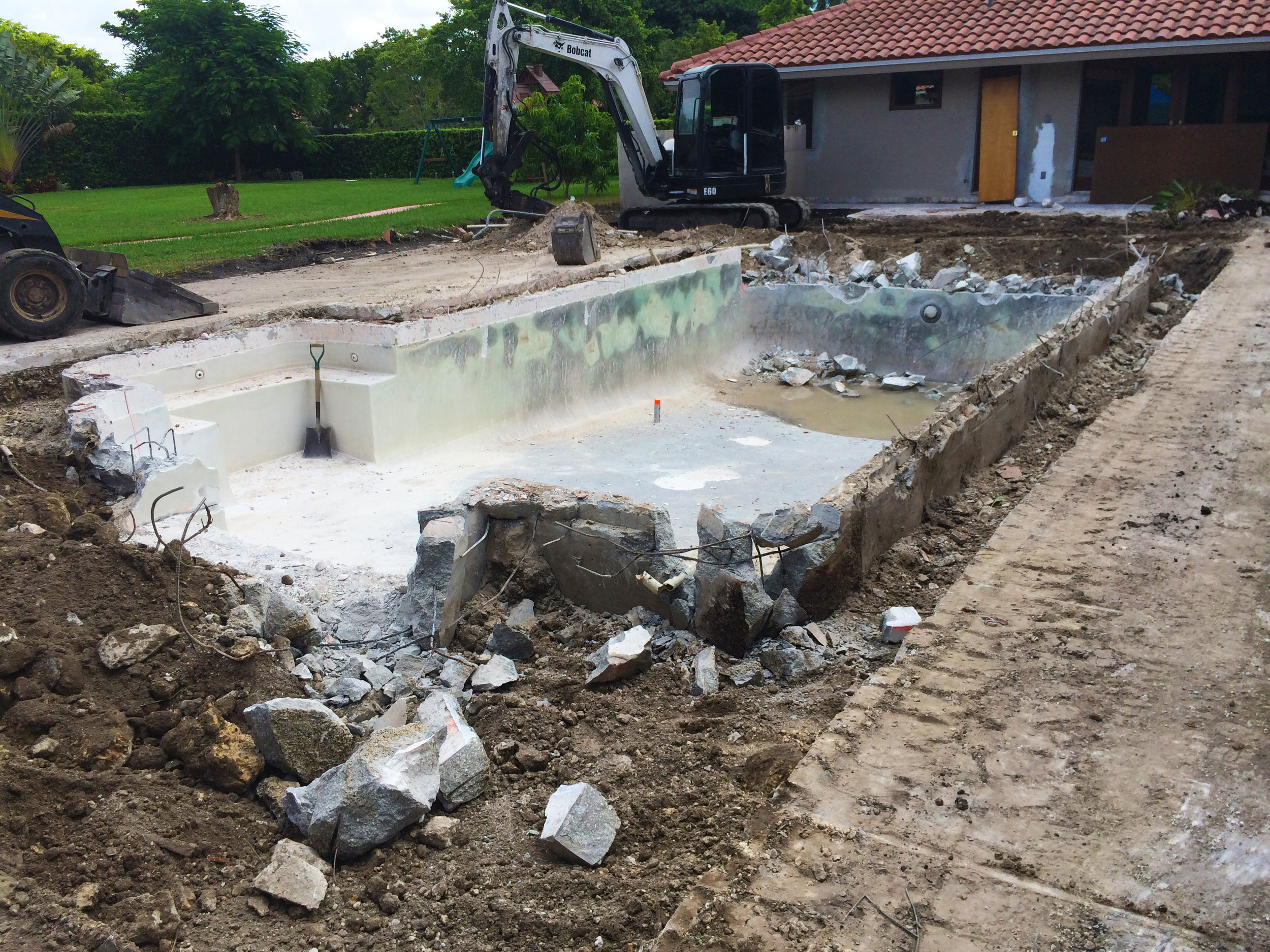 New Pool Construction — Swimming Pools of Florida