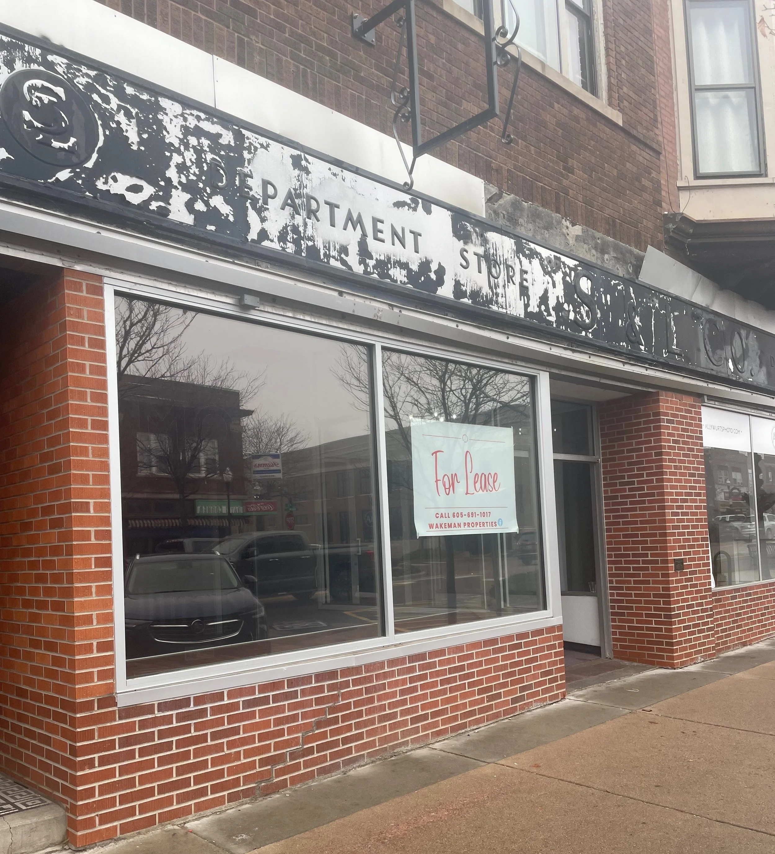 Available Commercial Spaces — Downtown Brookings
