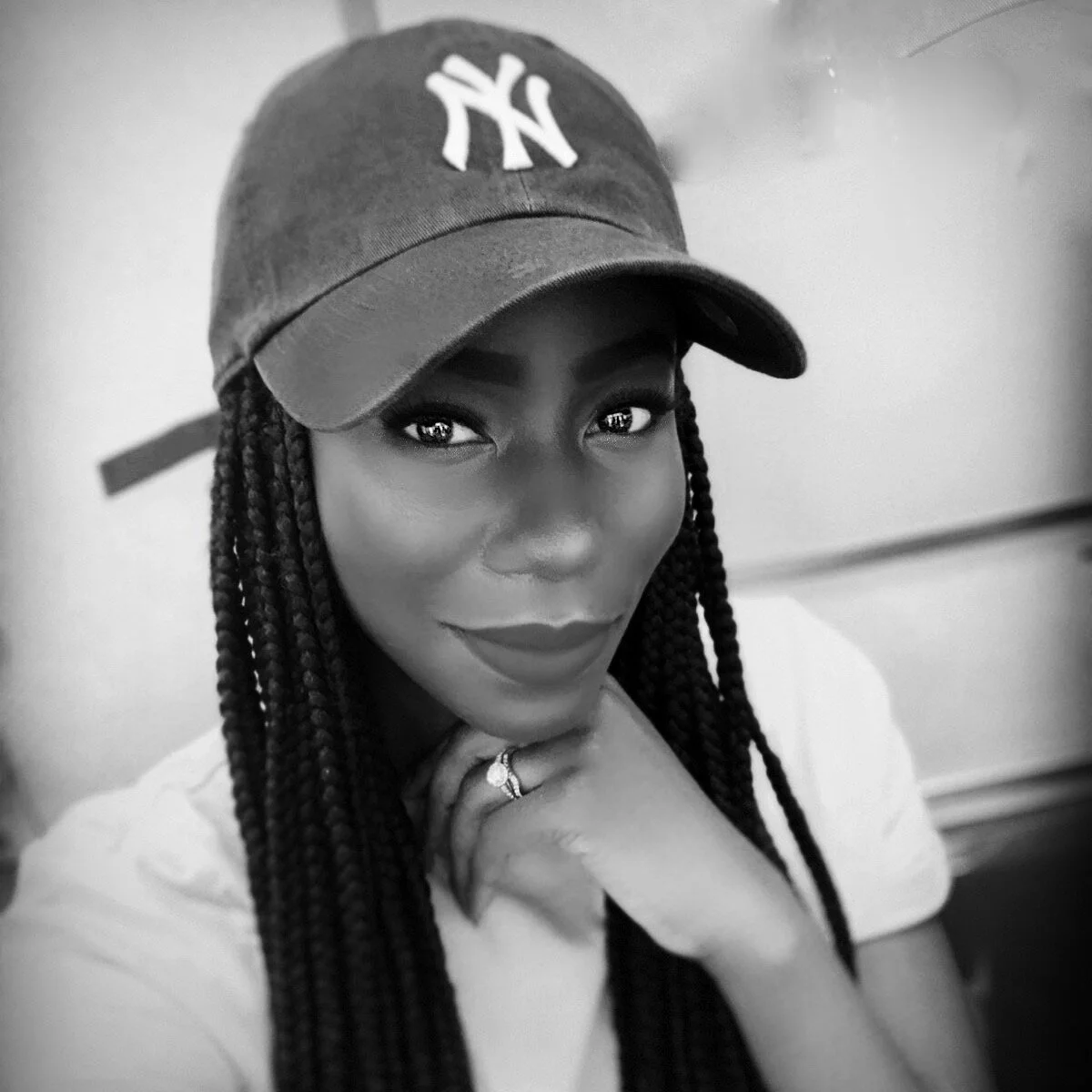 Ashley Davison's Instagram, Twitter & Facebook on IDCrawl