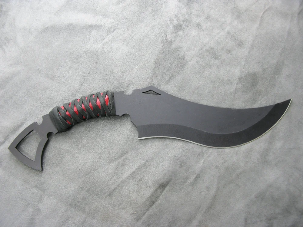 Curved Dagger