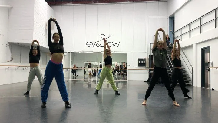 Ev & Bow - Full Time Dance Training Centre
