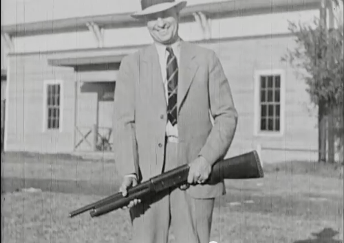 Machine Gun Kelly Gangster