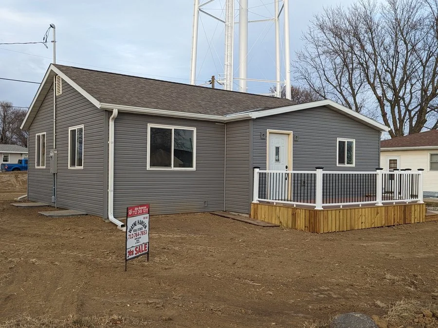 Exira — Wayne Hansen Real Estate