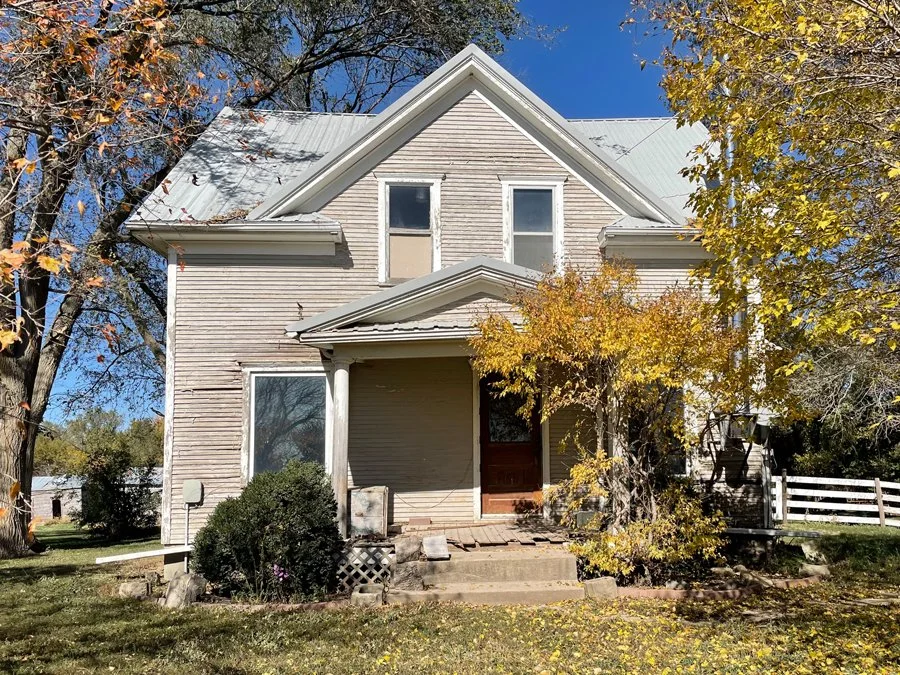 Acreages — Wayne Hansen Real Estate