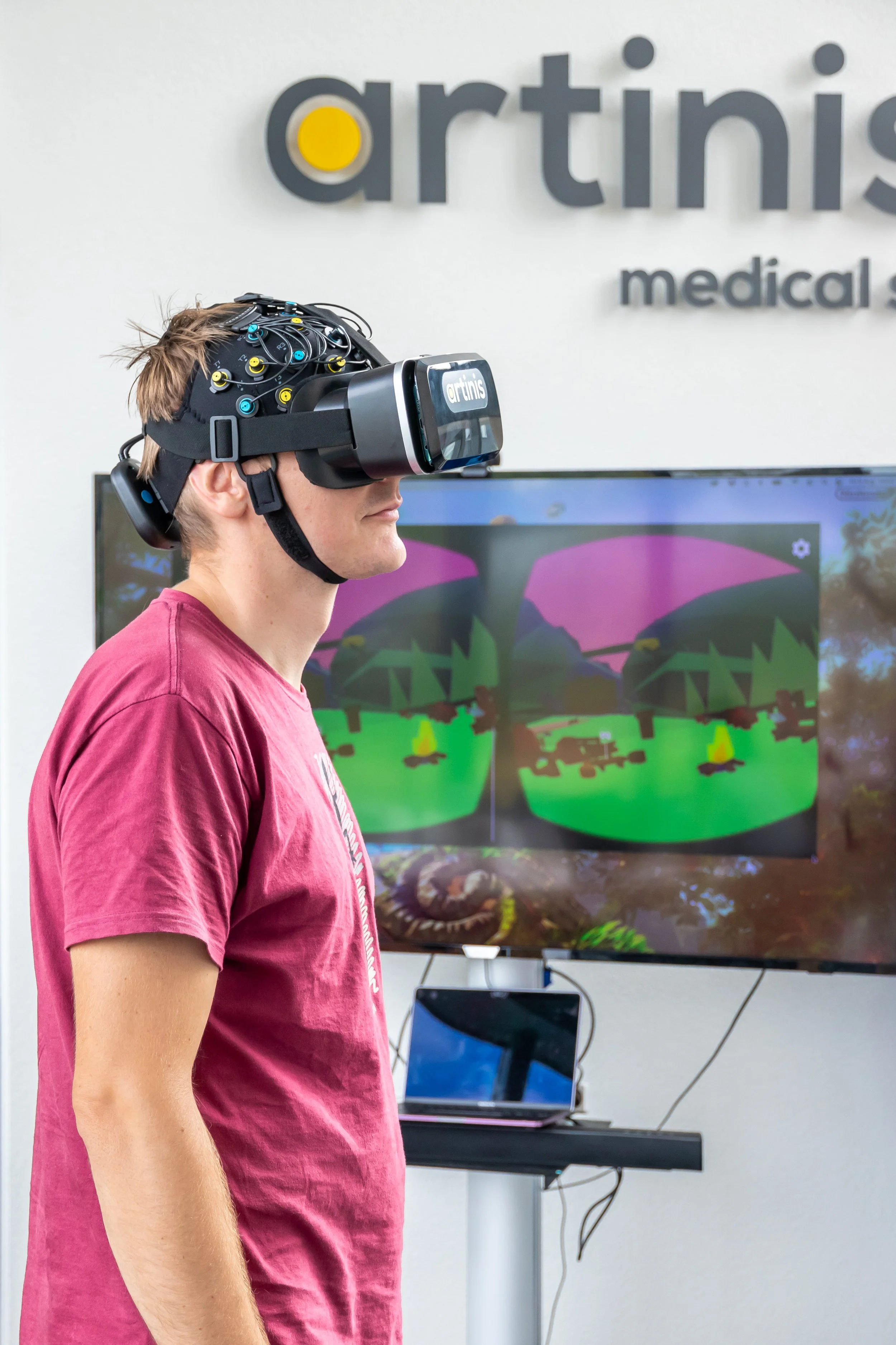 Combining Virtual Reality and wearable fNIRS - Artinis Medical Systems ...