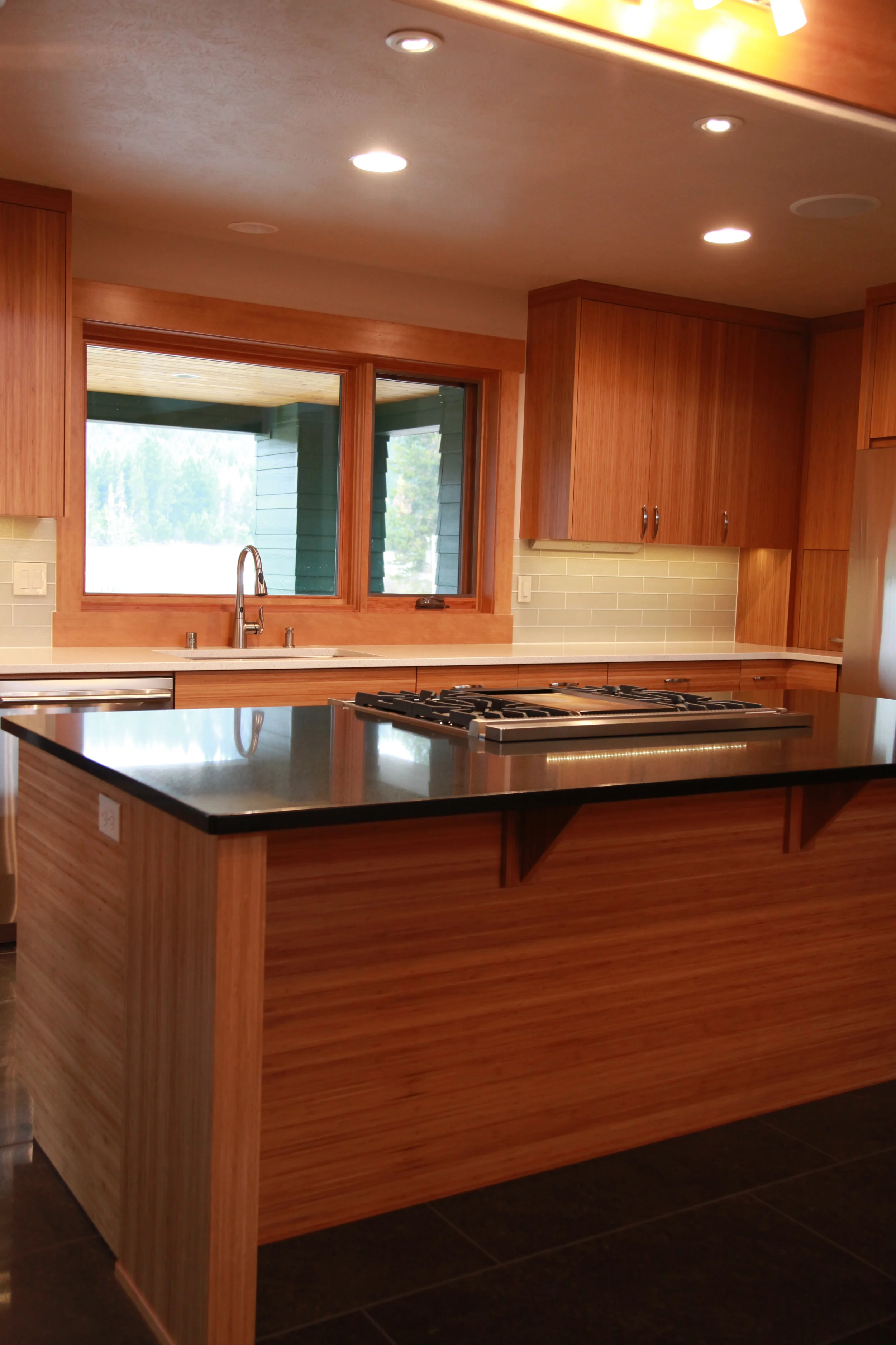 Kitchen Gallery pg — United Floor Covering