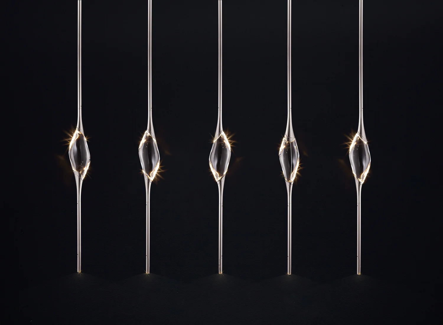 Il Pezzo 12 Long Chandelier — Il Pezzo Mancante