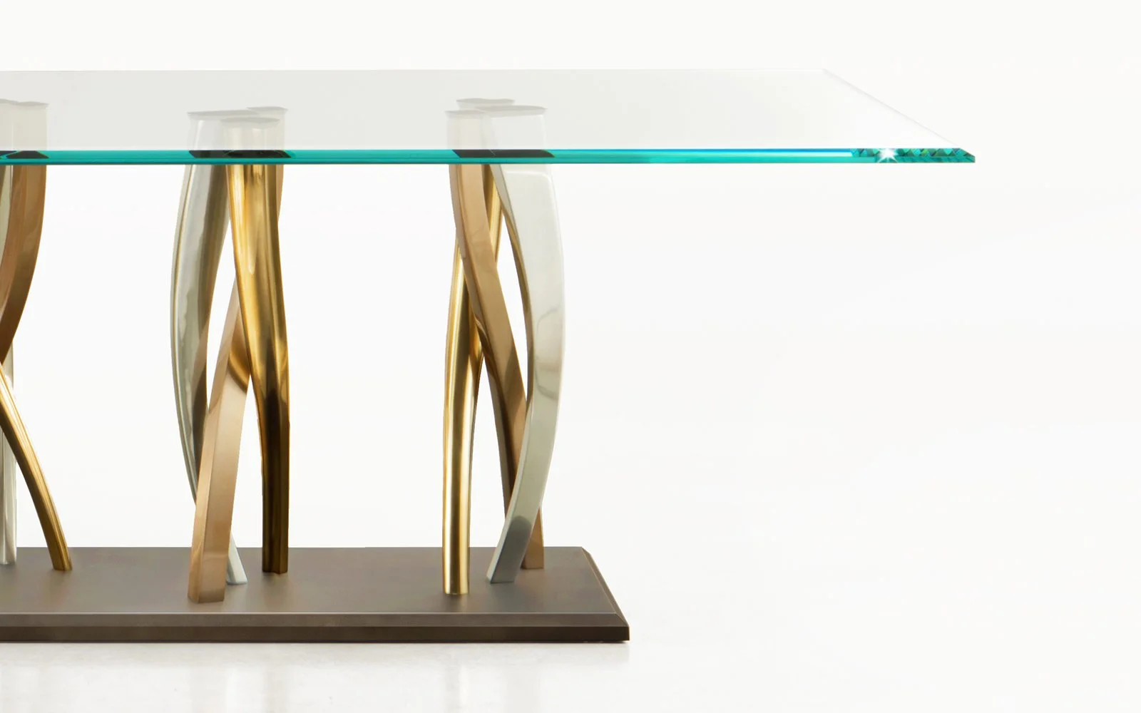 Il Pezzo 8 Glass Table — Il Pezzo Mancante
