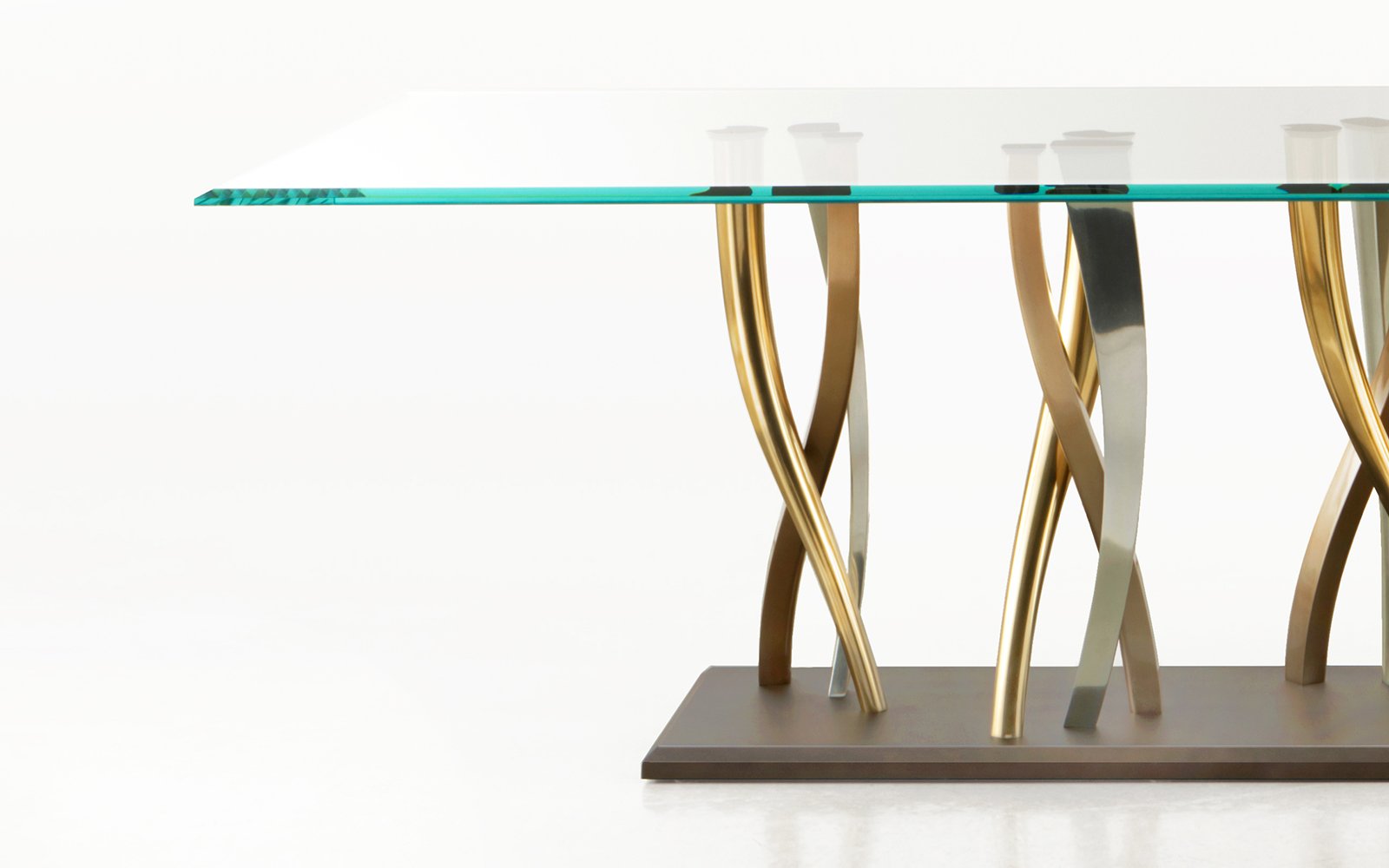 Il Pezzo 8 Glass Table — Il Pezzo Mancante