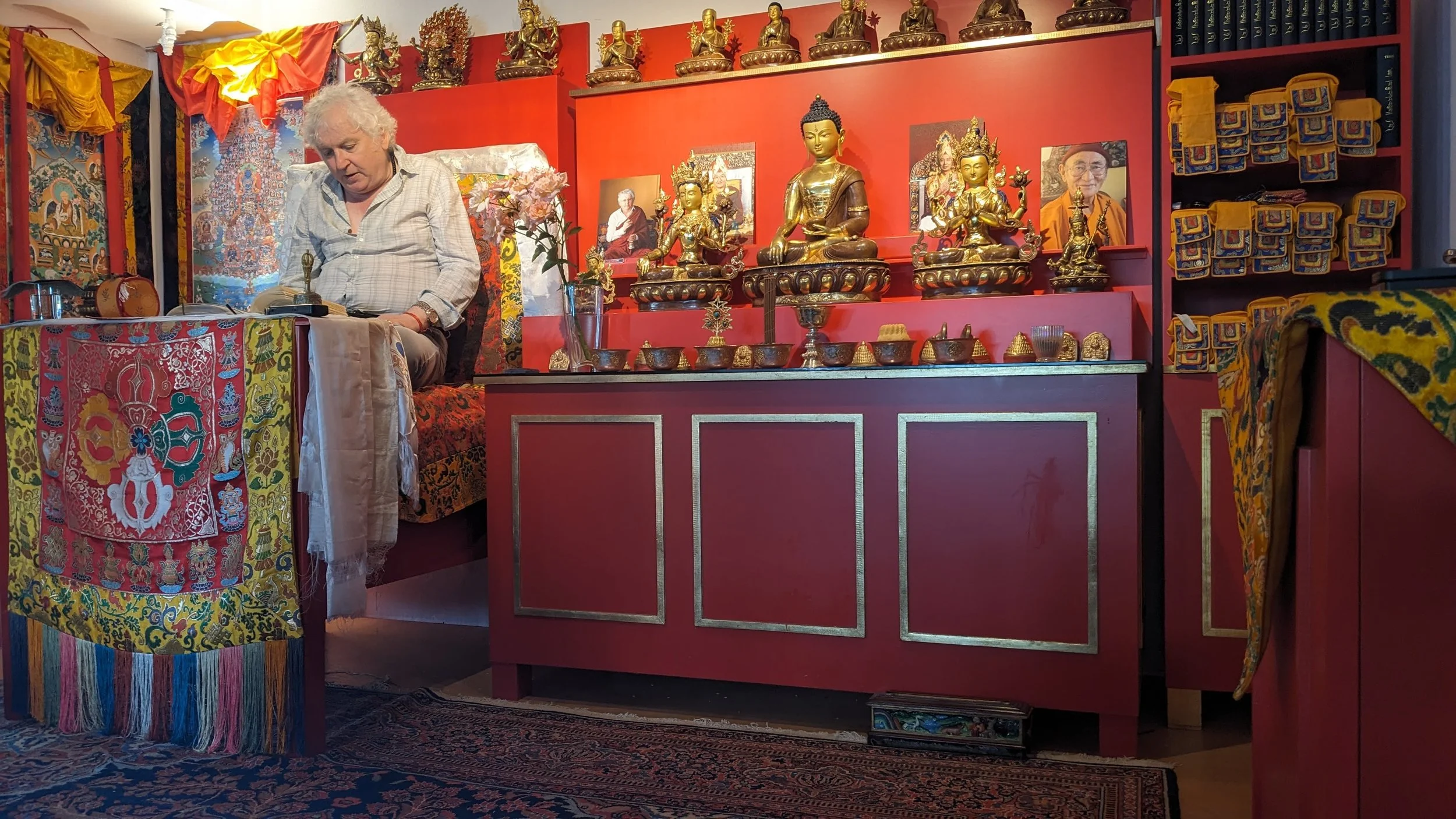 Lama bestows the timeless blessings of Sakya Pandita and Shakya Shri ...
