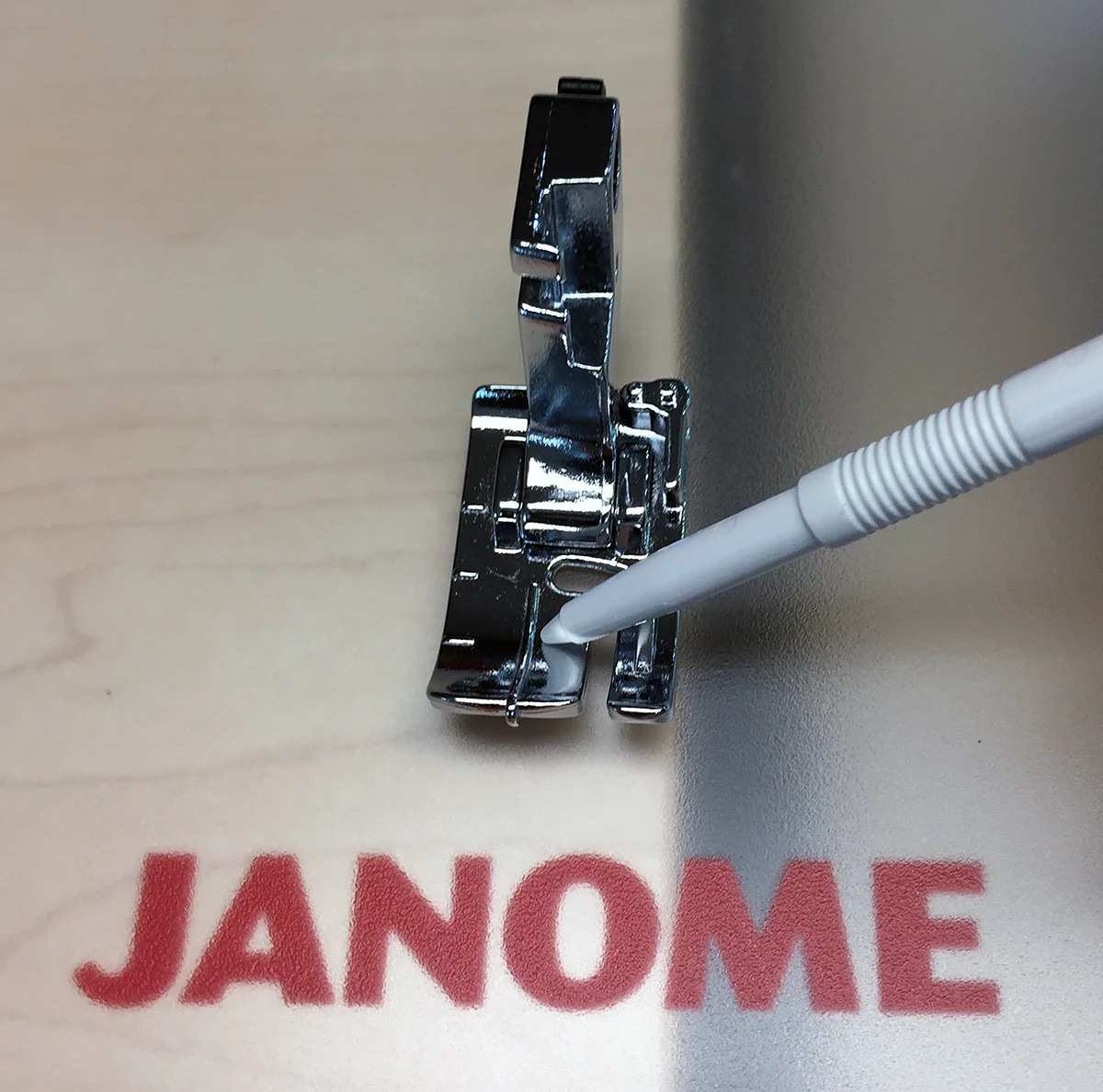 Perfect 1/4" Seams with the Janome MC9400 O Foot — Chatterbox Quilts