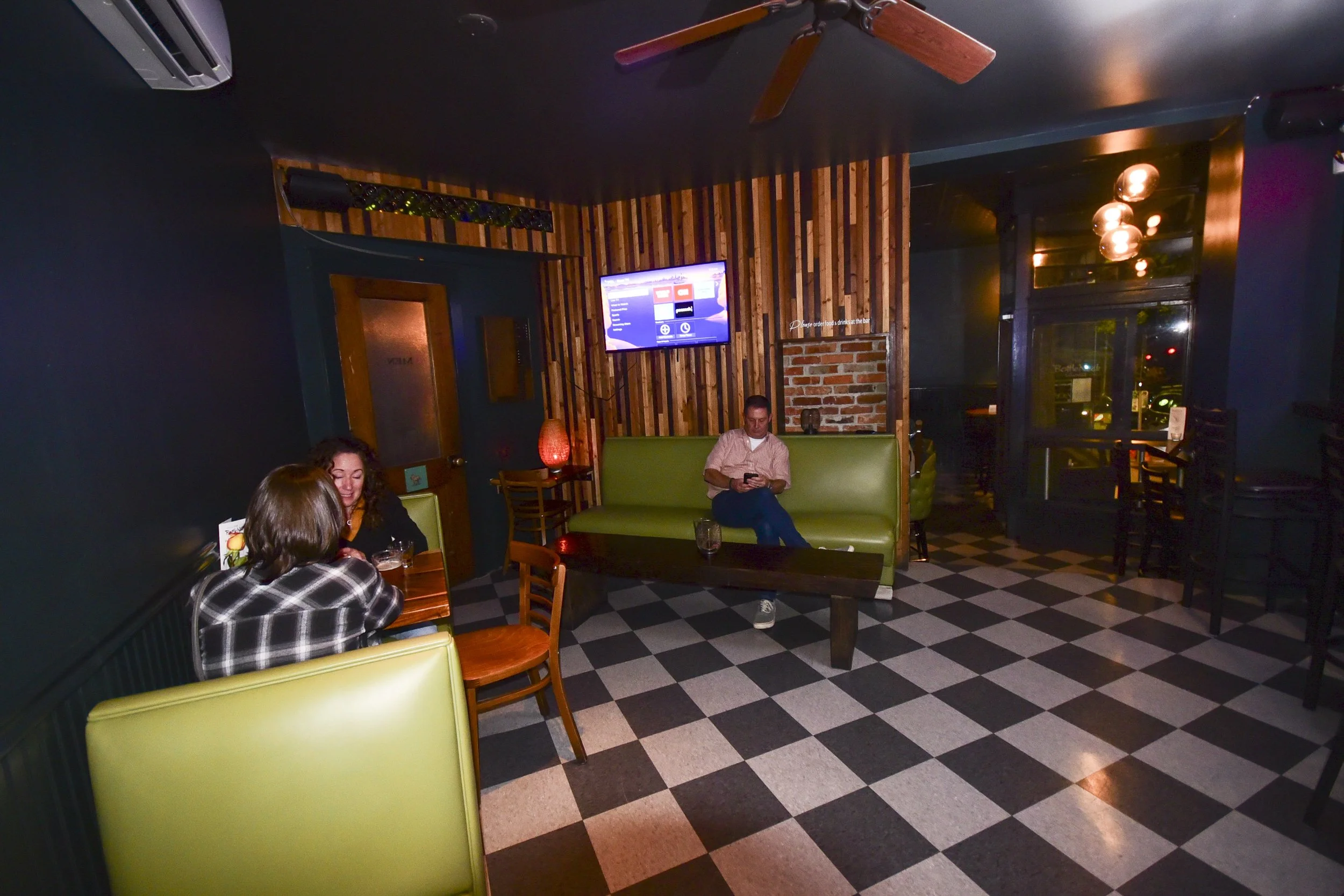 The BottleNeck Lounge