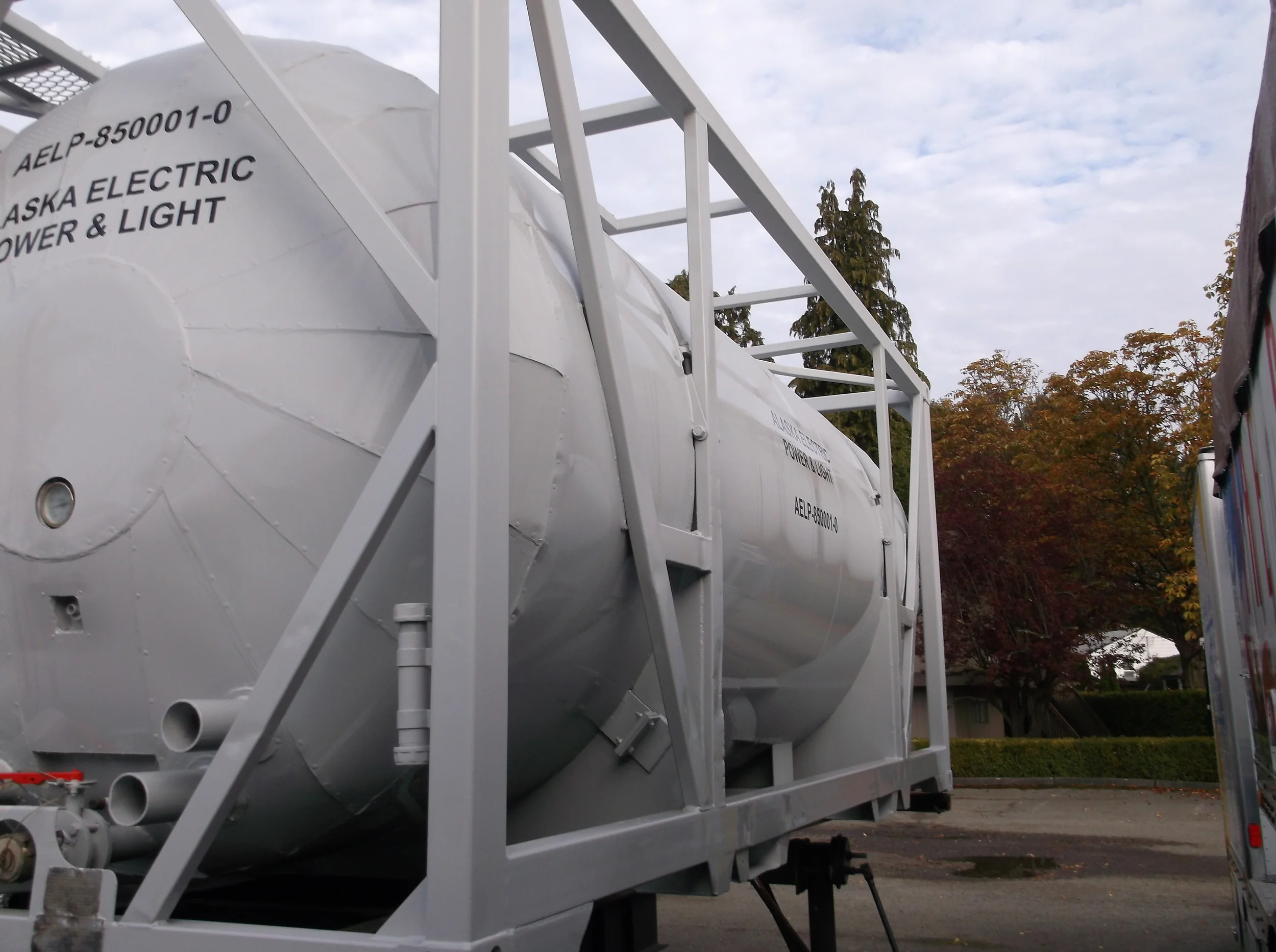 Intermodal & Stationary Tanks — Western Cascade