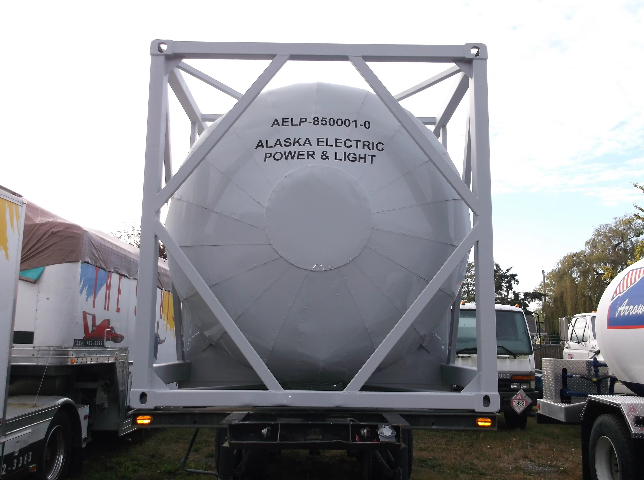 Intermodal & Stationary Tanks — Western Cascade