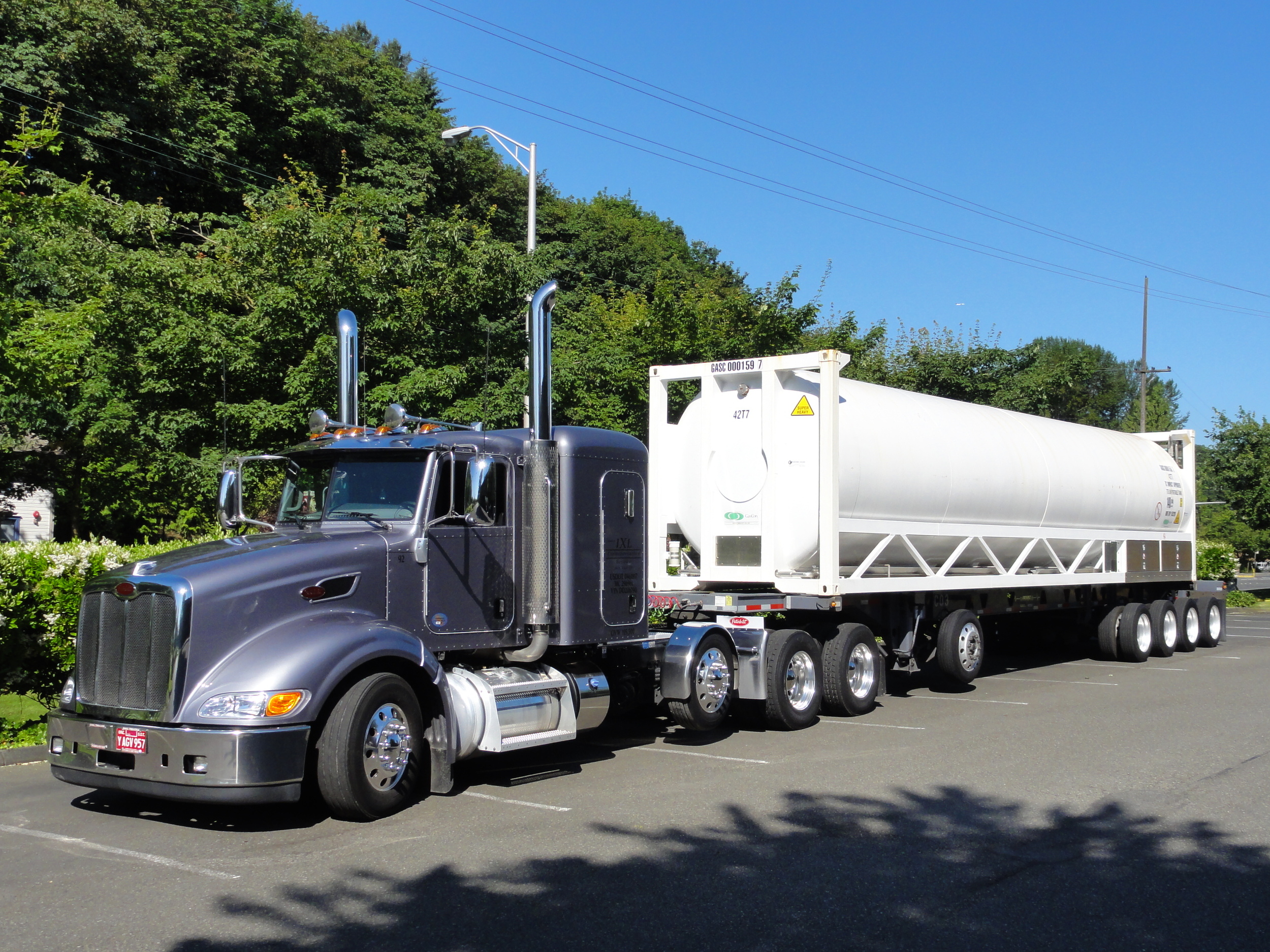 Intermodal & Stationary Tanks — Western Cascade