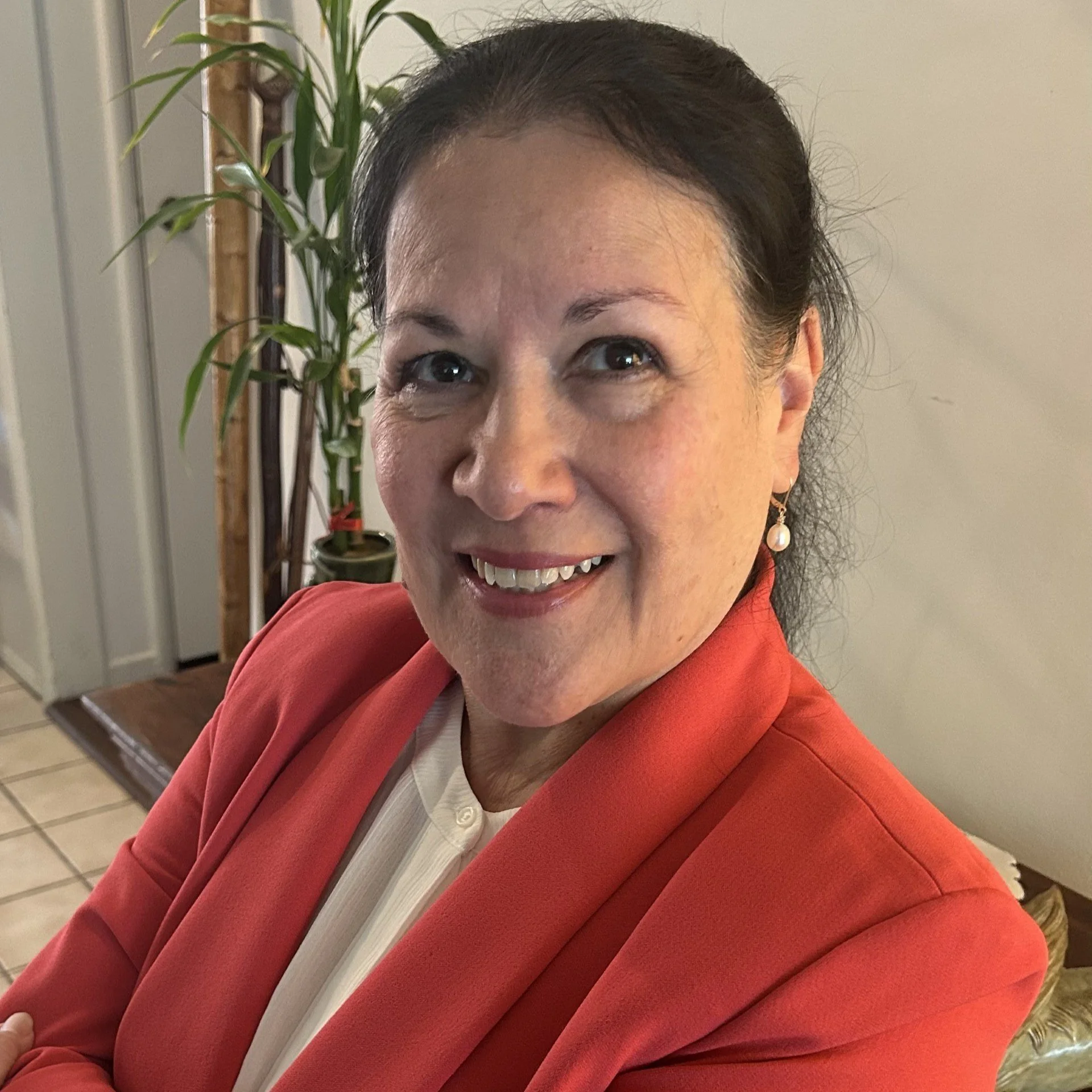 Meet our team of HR experts, nutrition experts, coach/training experts ...