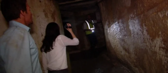 The Tunnel (2011) — Contains Moderate Peril
