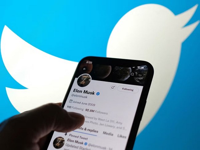 The End of Twitter? — Contains Moderate Peril