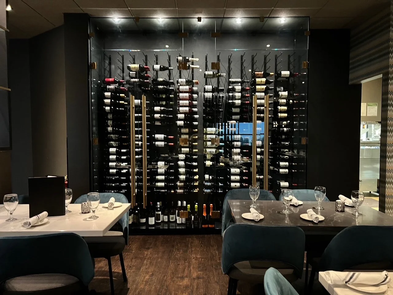 Bellissimo Restaurant & Lounge - Winnipeg