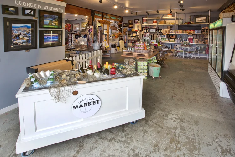 All Dining — Explore Hood Canal