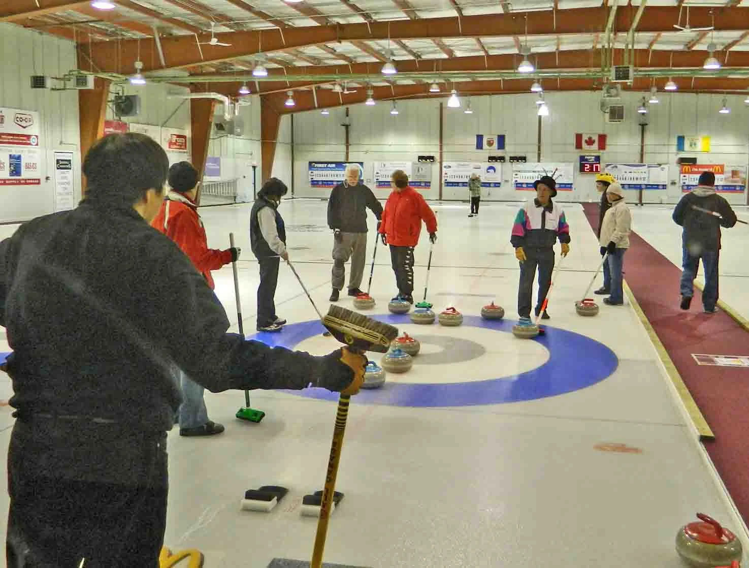 Activities — Yellowknife Seniors' Society