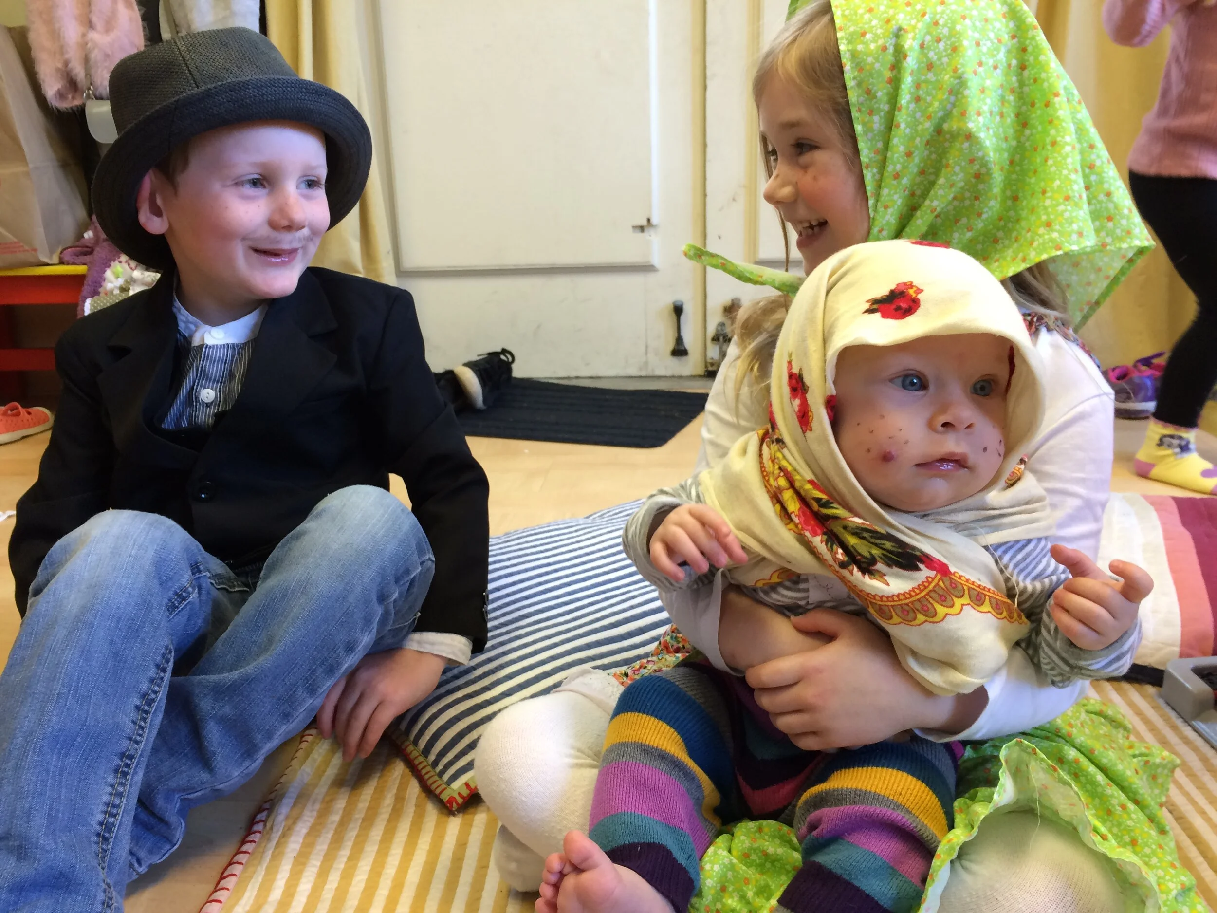 Playgroups & open preschool — The Scandinavian School