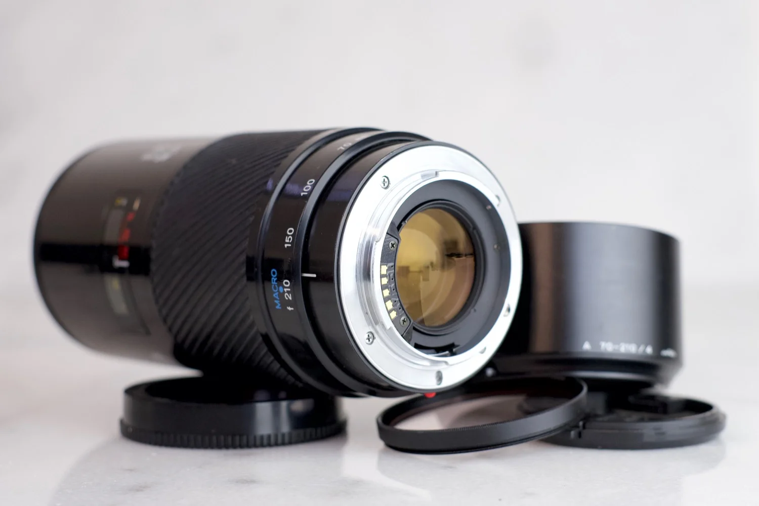 Minolta AF Zoom 70 - 210 mm F/4 Macro Focusing Zoom Lens For Minolta ...