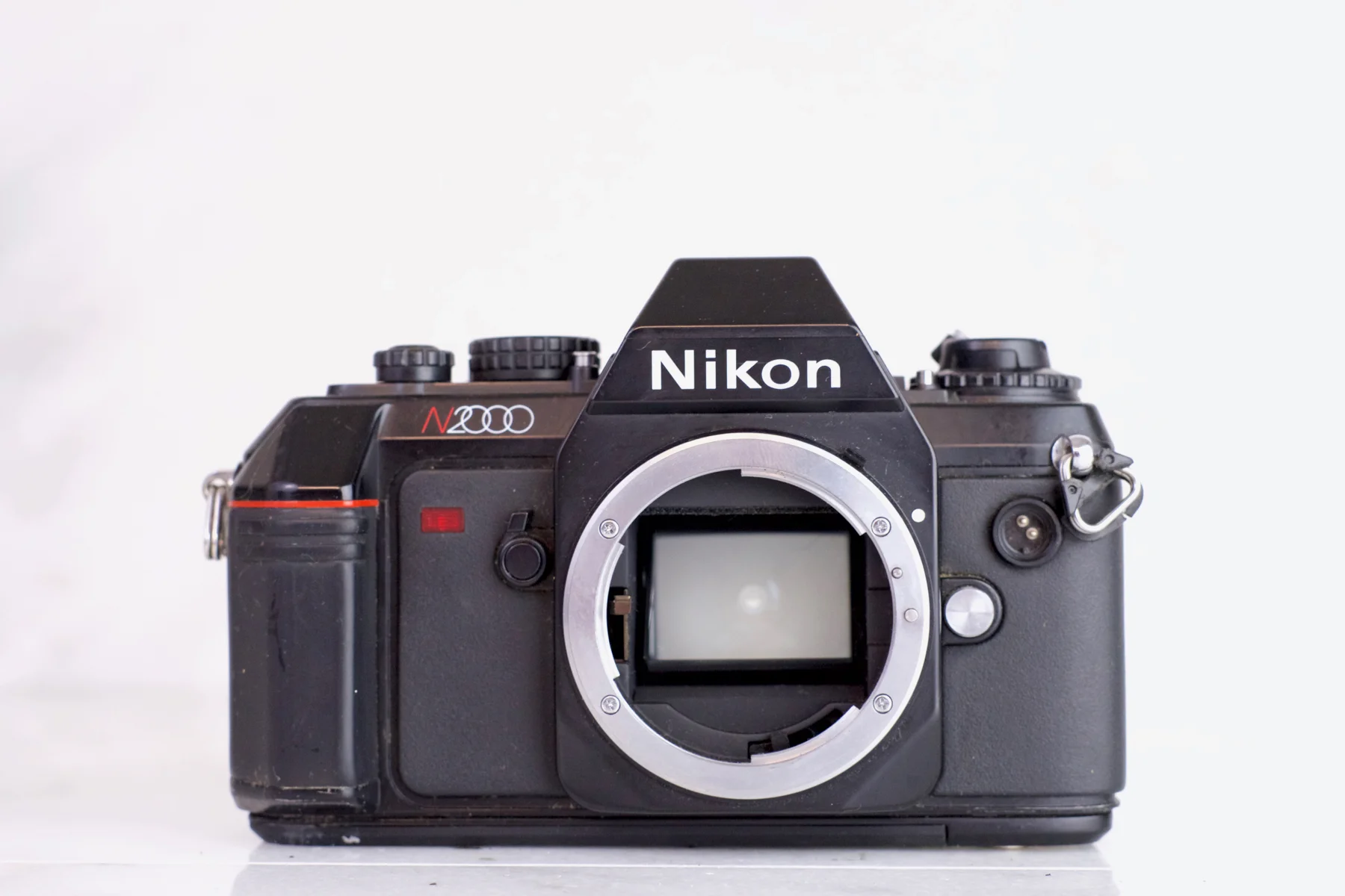 Nikon N2000 for Parts or Repair — F Stop Cameras