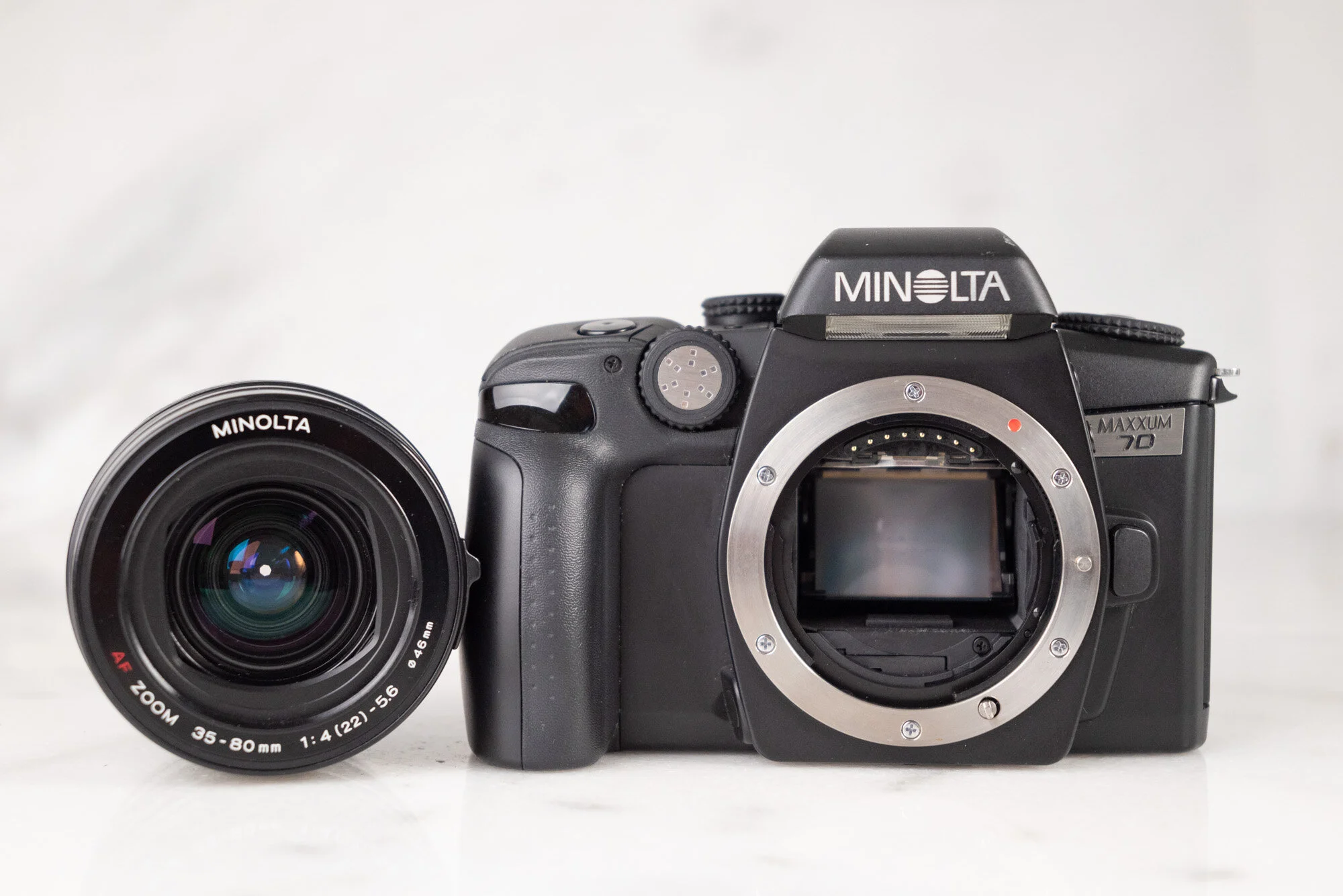 Minolta Maxxum 70 (Dynax 60) 35mm Film SLR Camera with Minolta 35-80mm ...