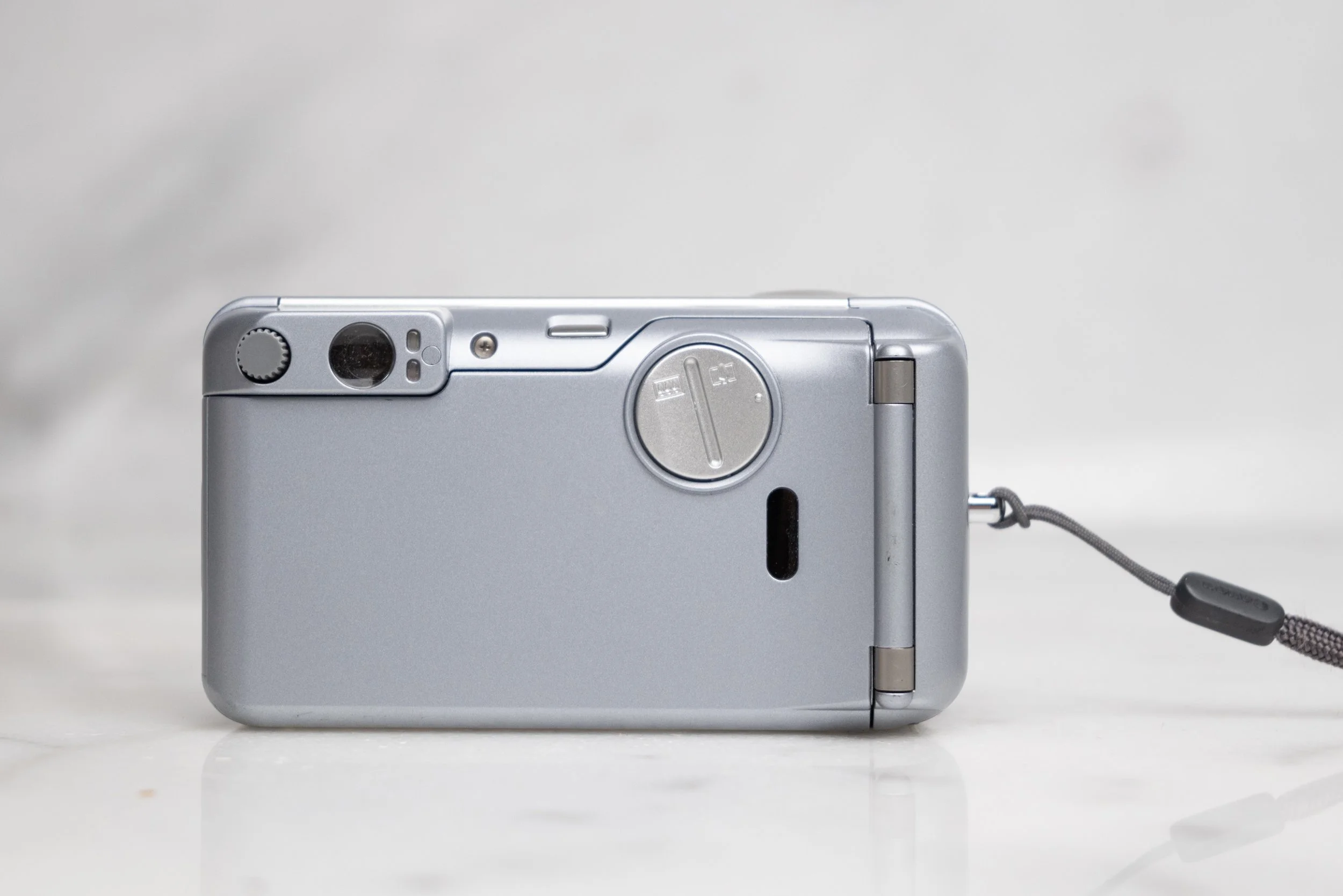 Canon Sure Shot 130 U Date Point and Shoot 35mm Film Camera with Strap ...