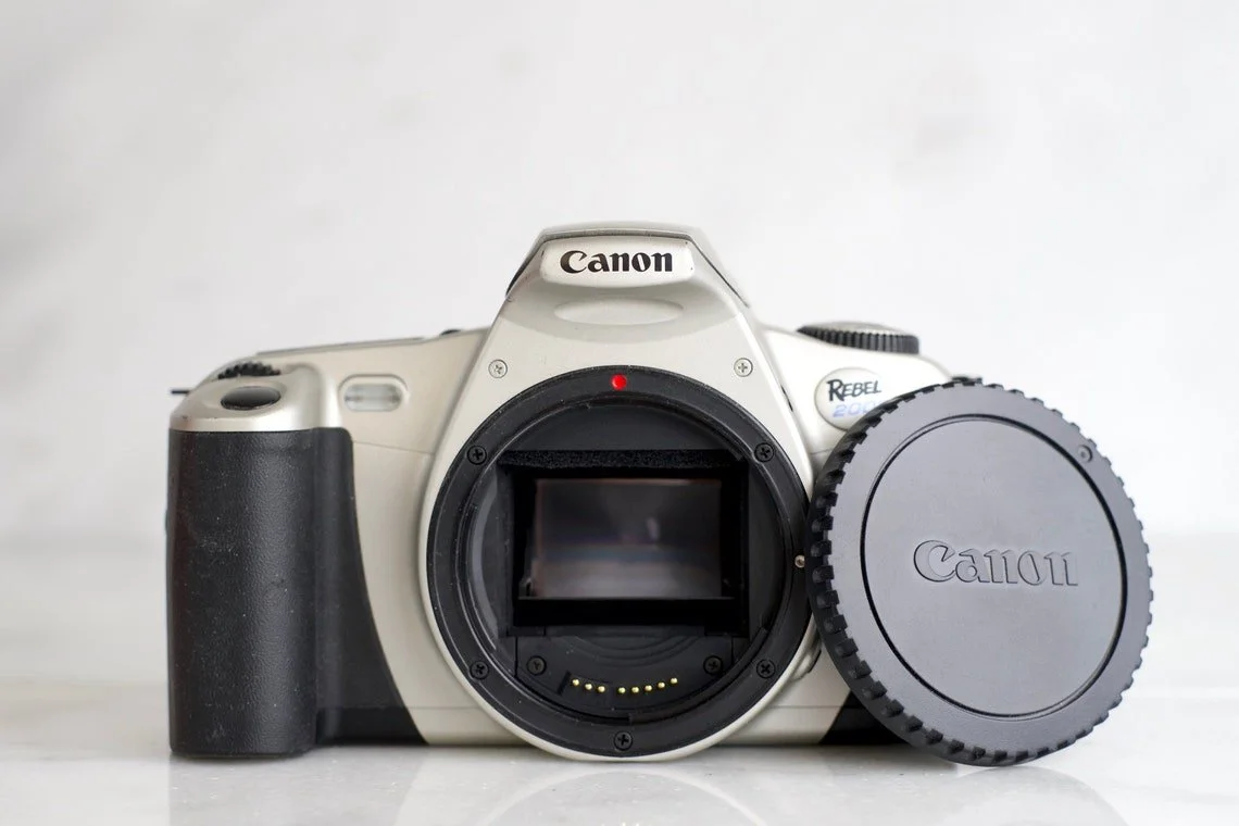 35mm SLR — F Stop Cameras