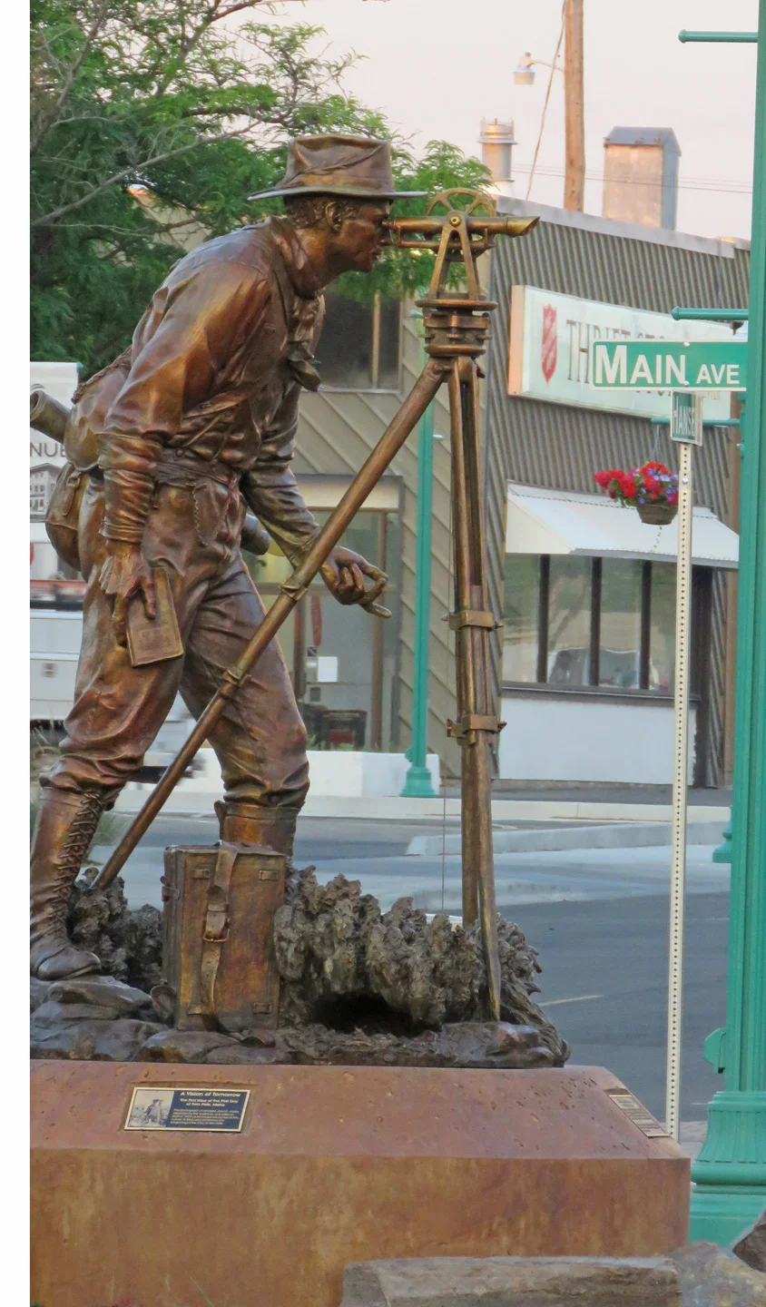 The Surveyor-Large Bronze Sculpture — DAVE LAMURE JR FINE ART