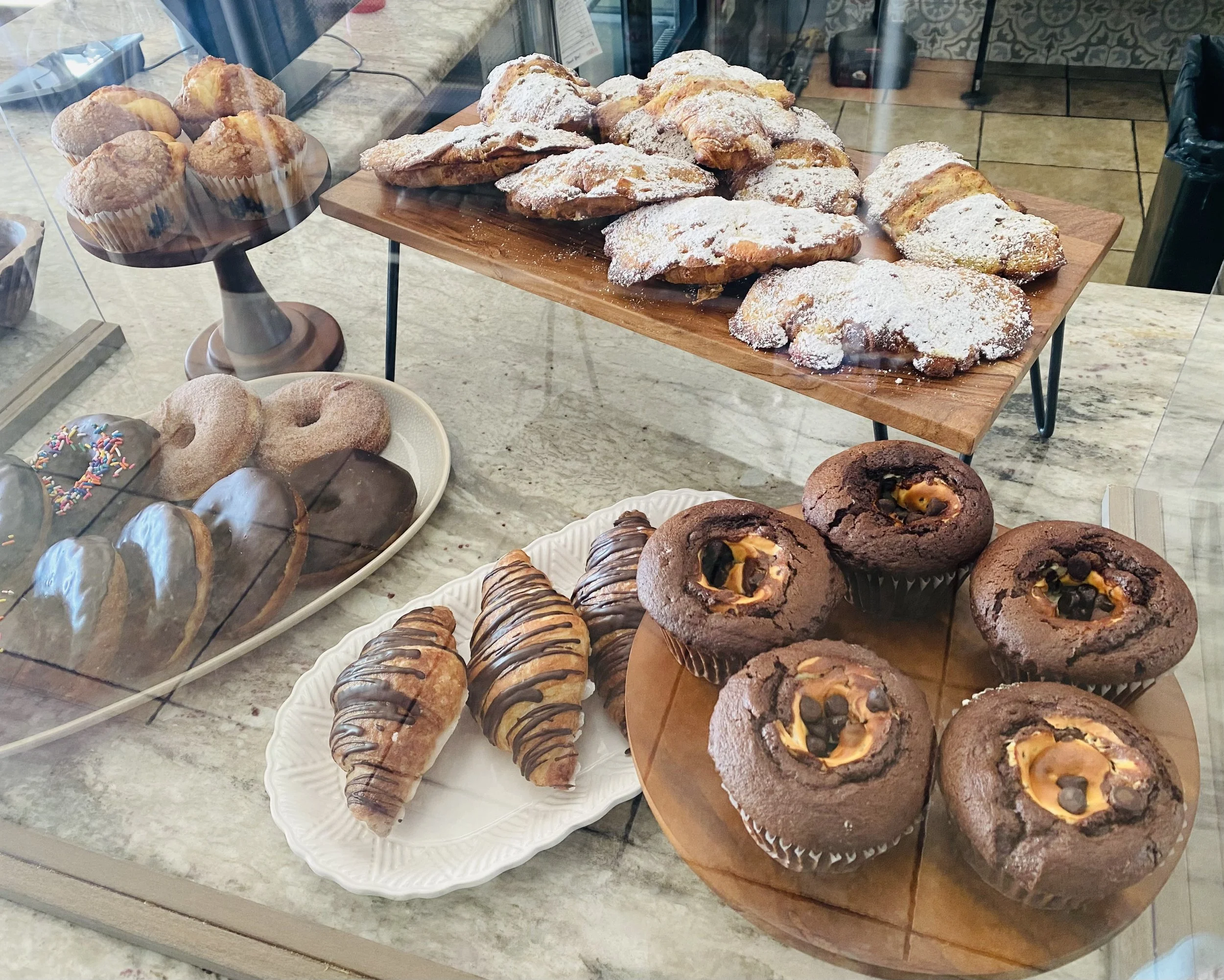 ABOUT — Meringue Cake Studio