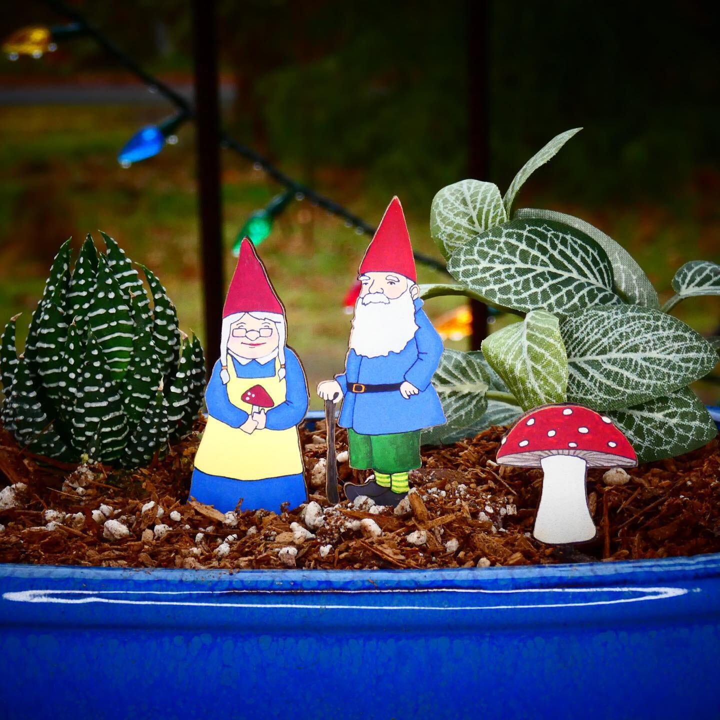 Garden Gnomes Fancy Plants Diorama Kit — 20 LEAGUES