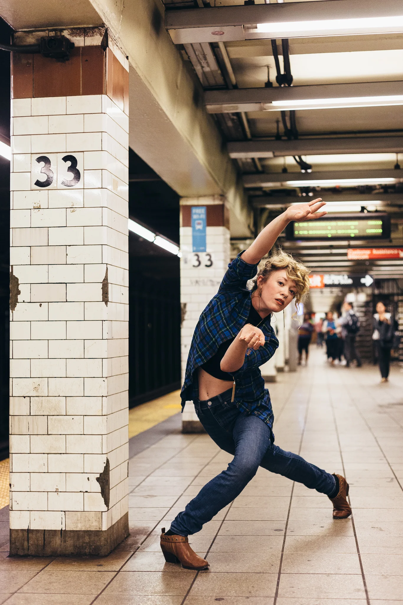 Hannah Fonder, 33 Street Station, 6 — Dancers of New York