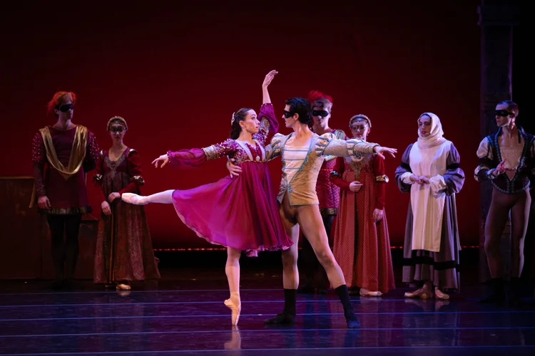 Company Auditions — Ballet Des Moines