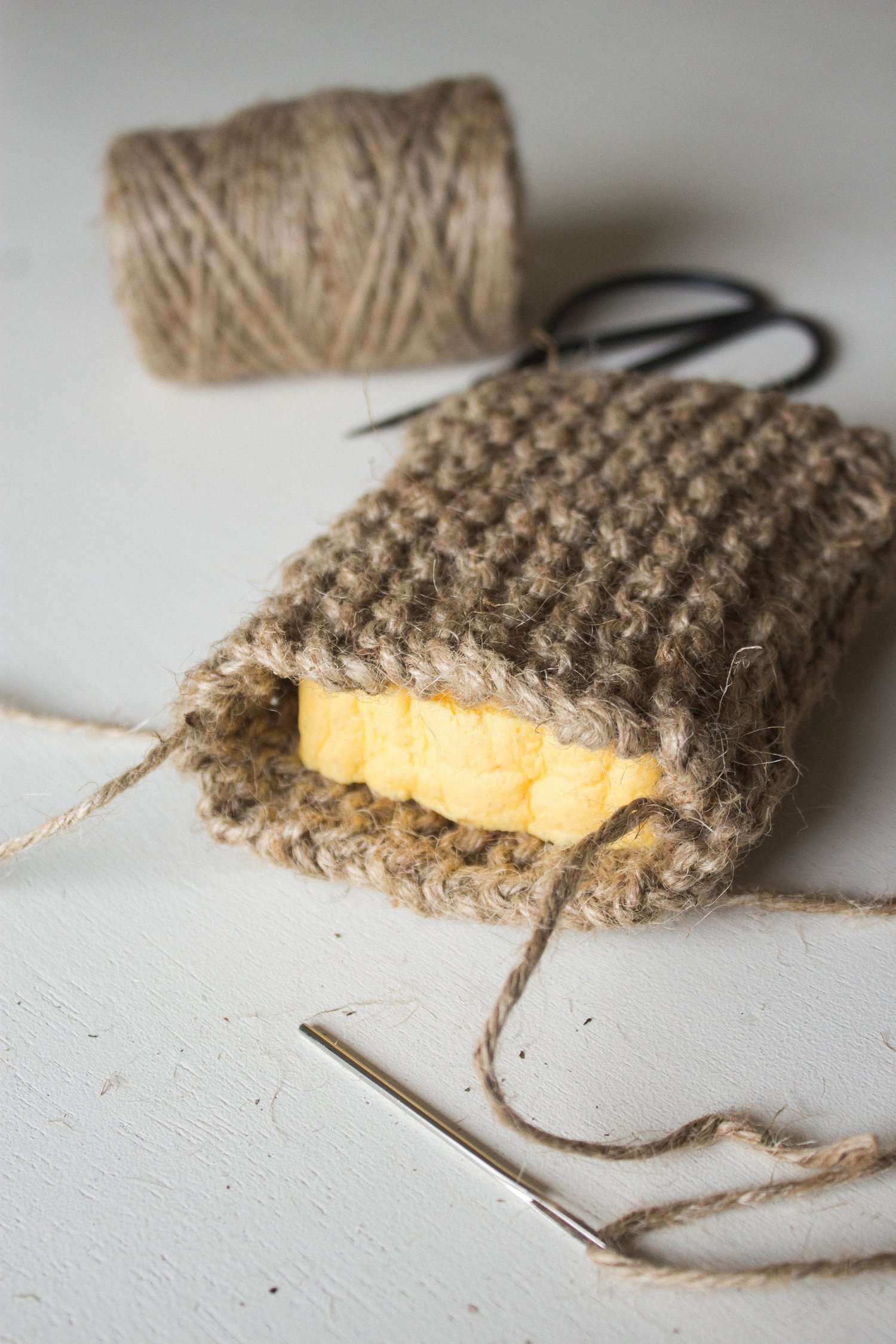 DIY Knit Twine Scrubbing Sponge — Cashmere & Plaid