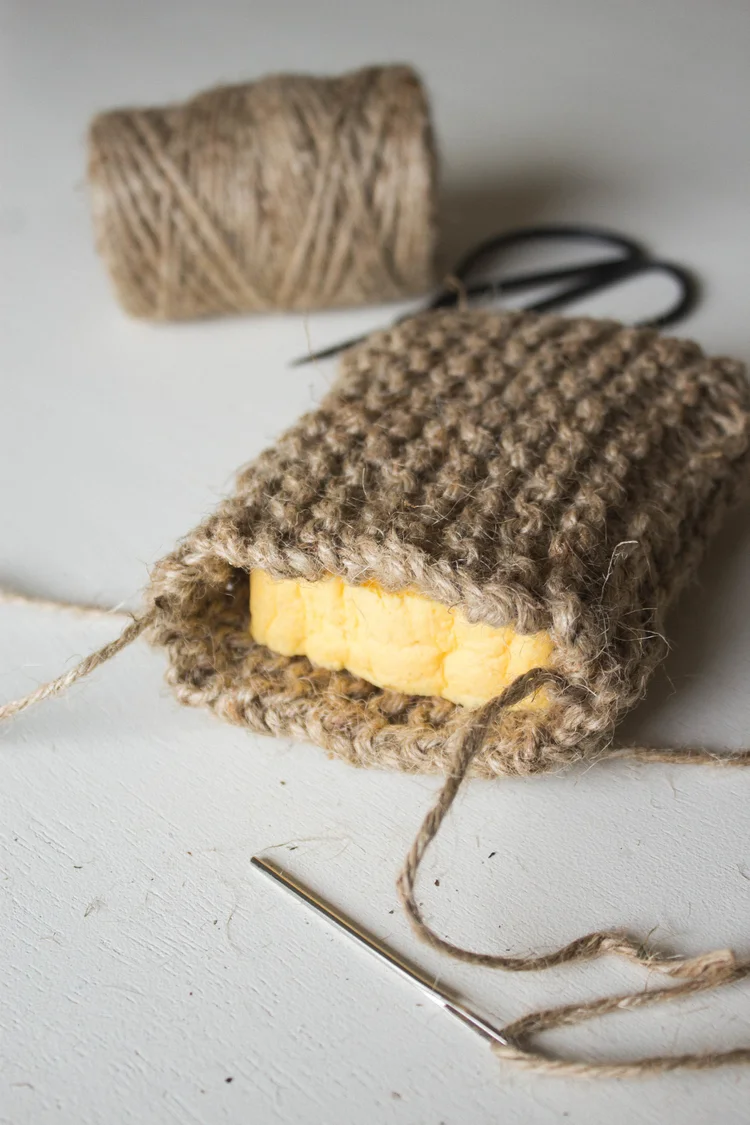 DIY Knit Twine Scrubbing Sponge — Cashmere & Plaid