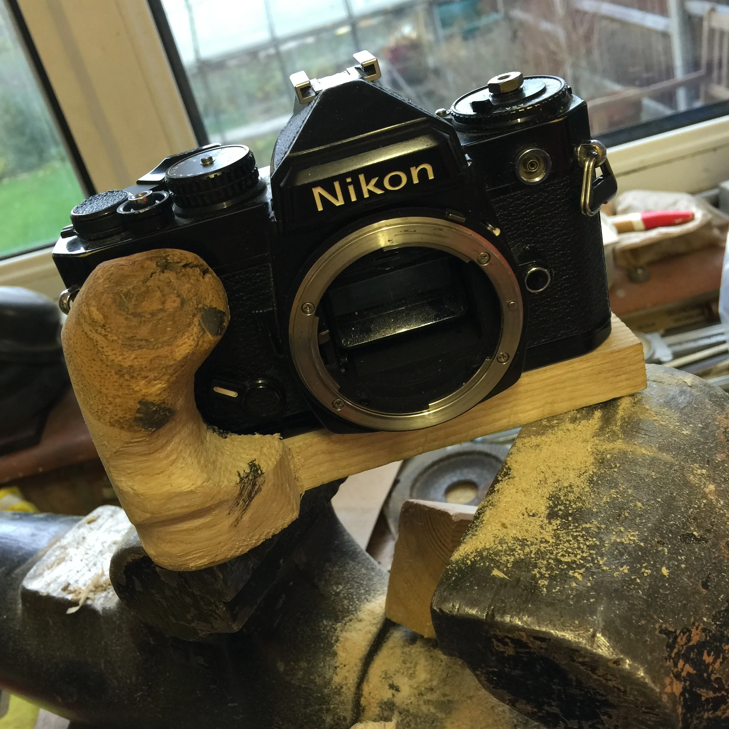 Holding Wood – A Custom Camera Grip — CHRIS FROSIN