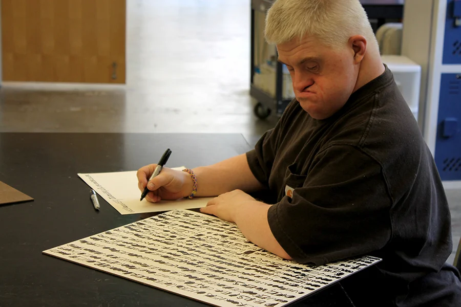 Jeff Larabee — Disparate Minds