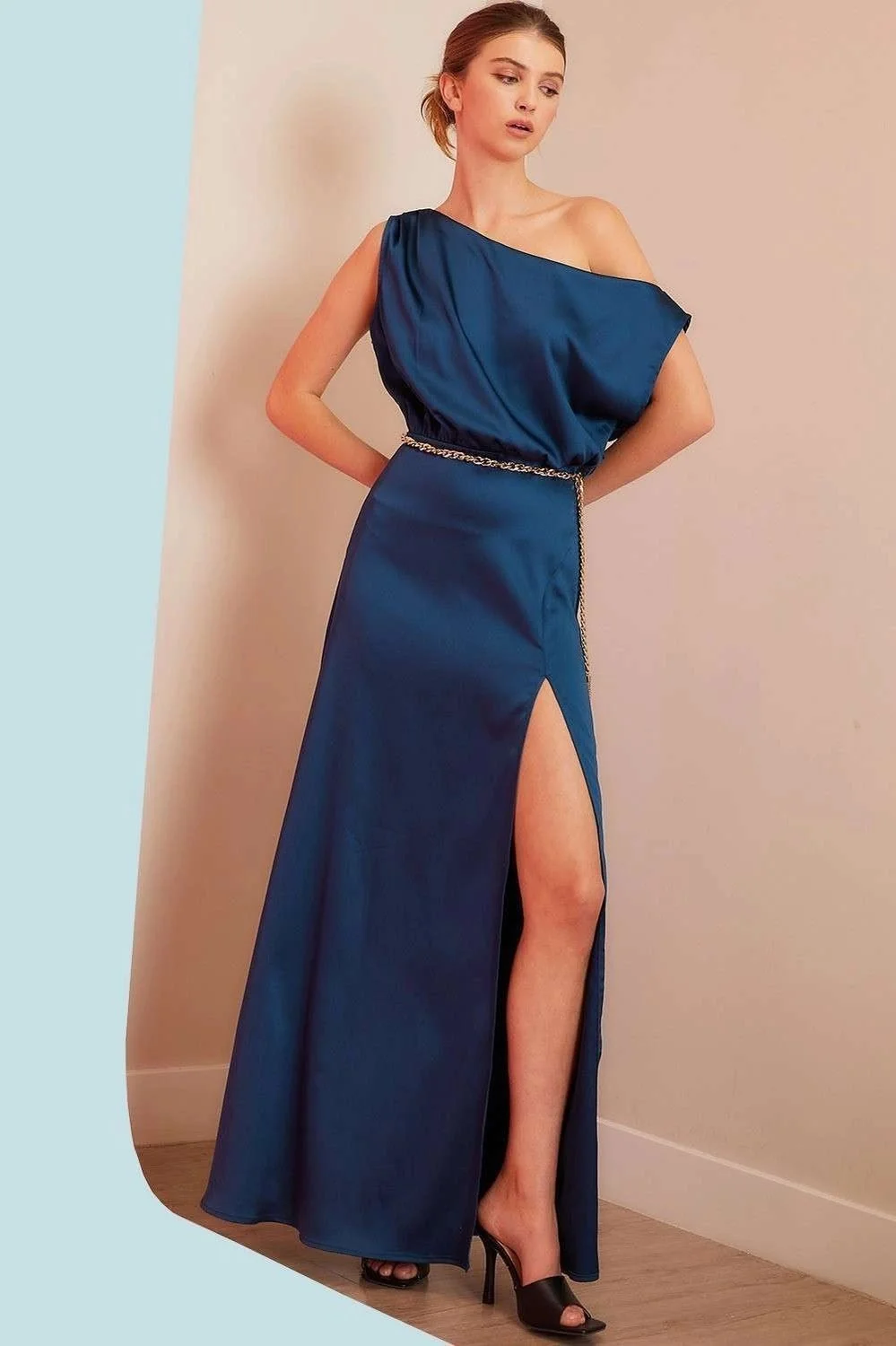 Dresses — Byron & Barclay