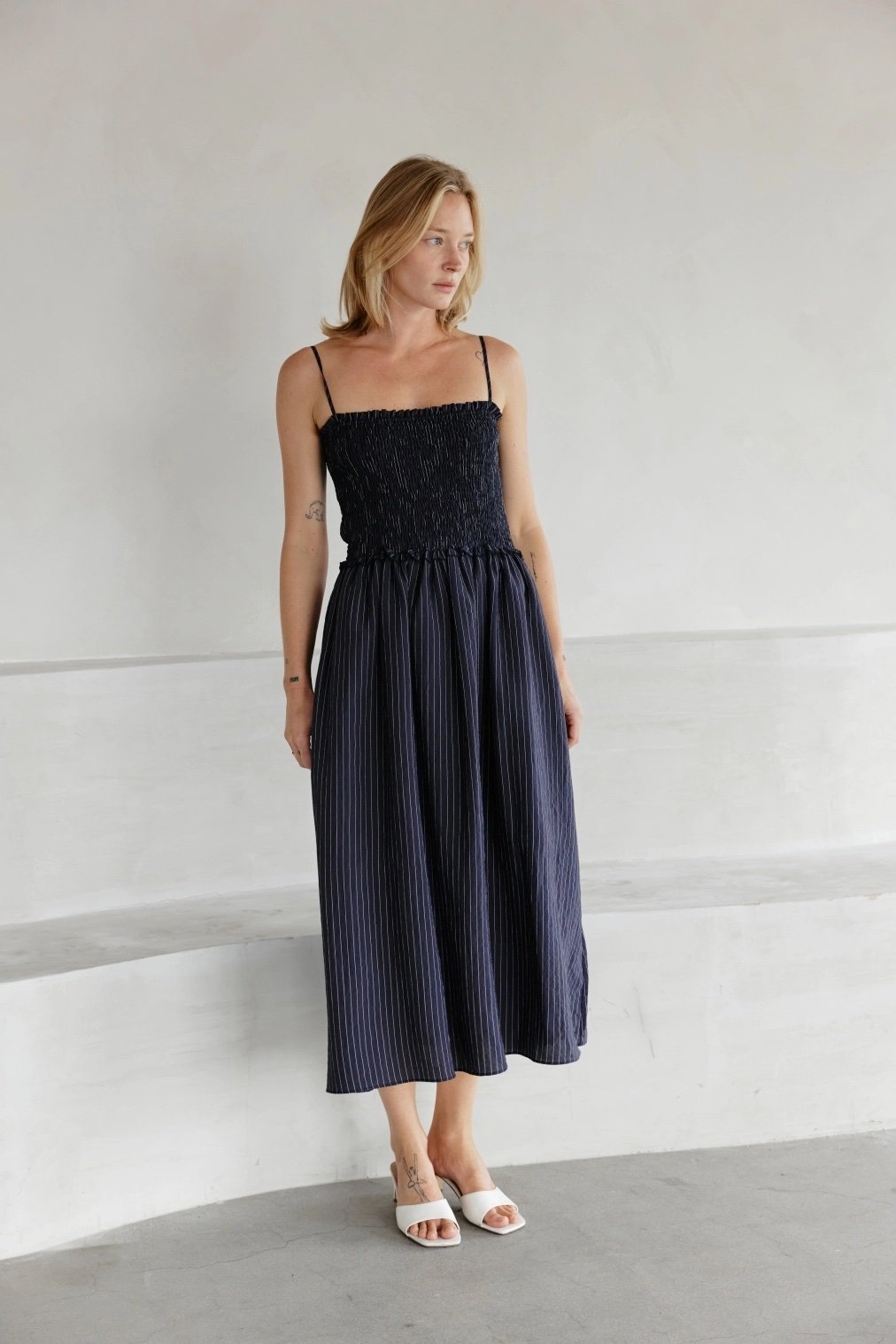 Dresses — Byron & Barclay