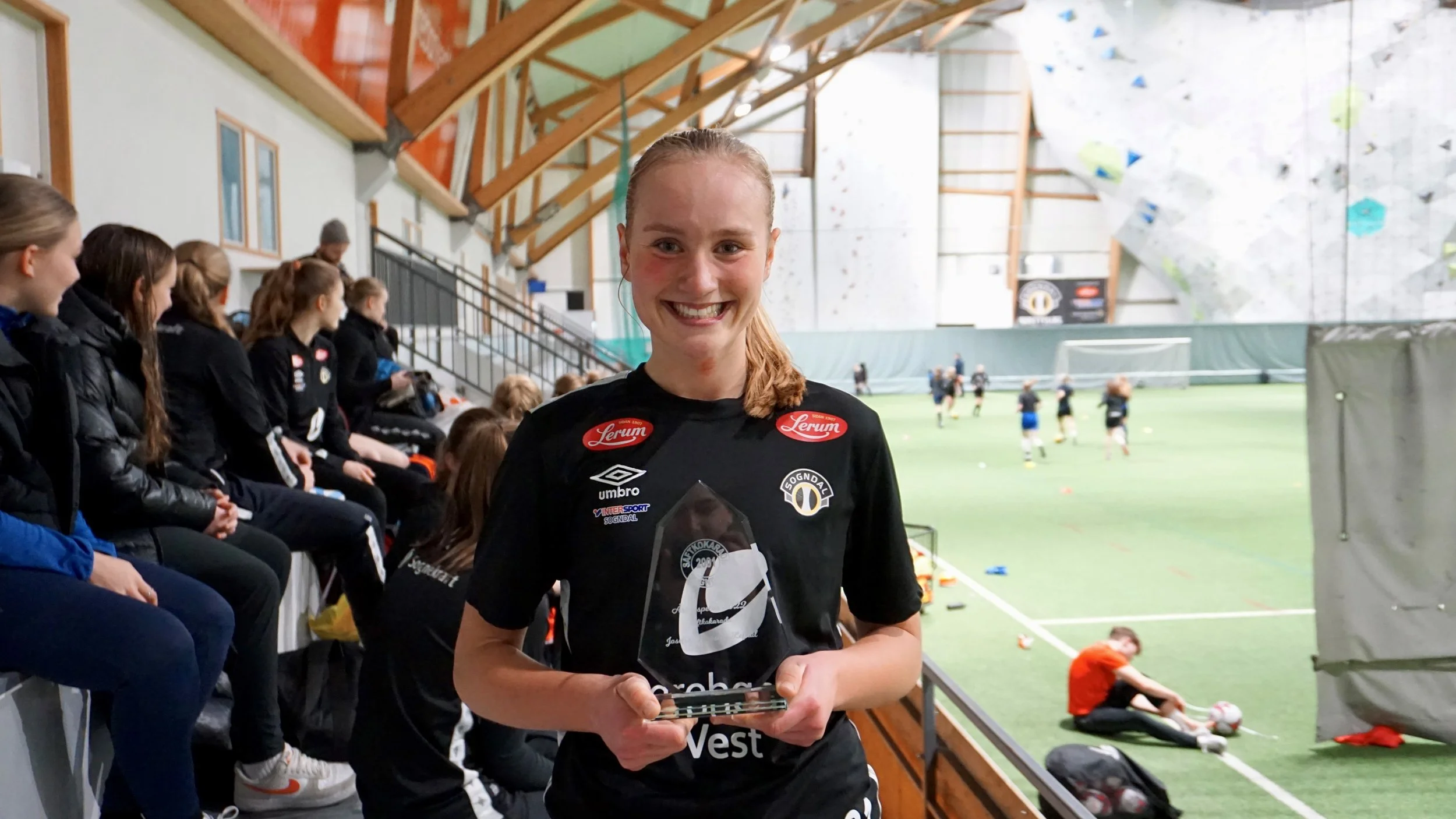 Josefine Thorsnes Lefdal er årets spelar 2022! — Saftkokaradn